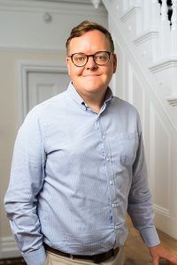 About Us - Vincent Sykes